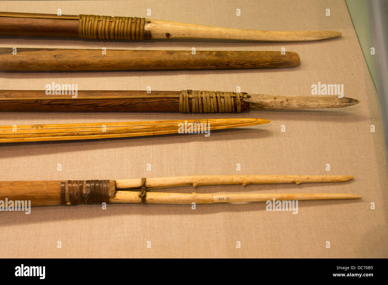Whaling harpoons -Fotos und -Bildmaterial in hoher Auflösung – Alamy