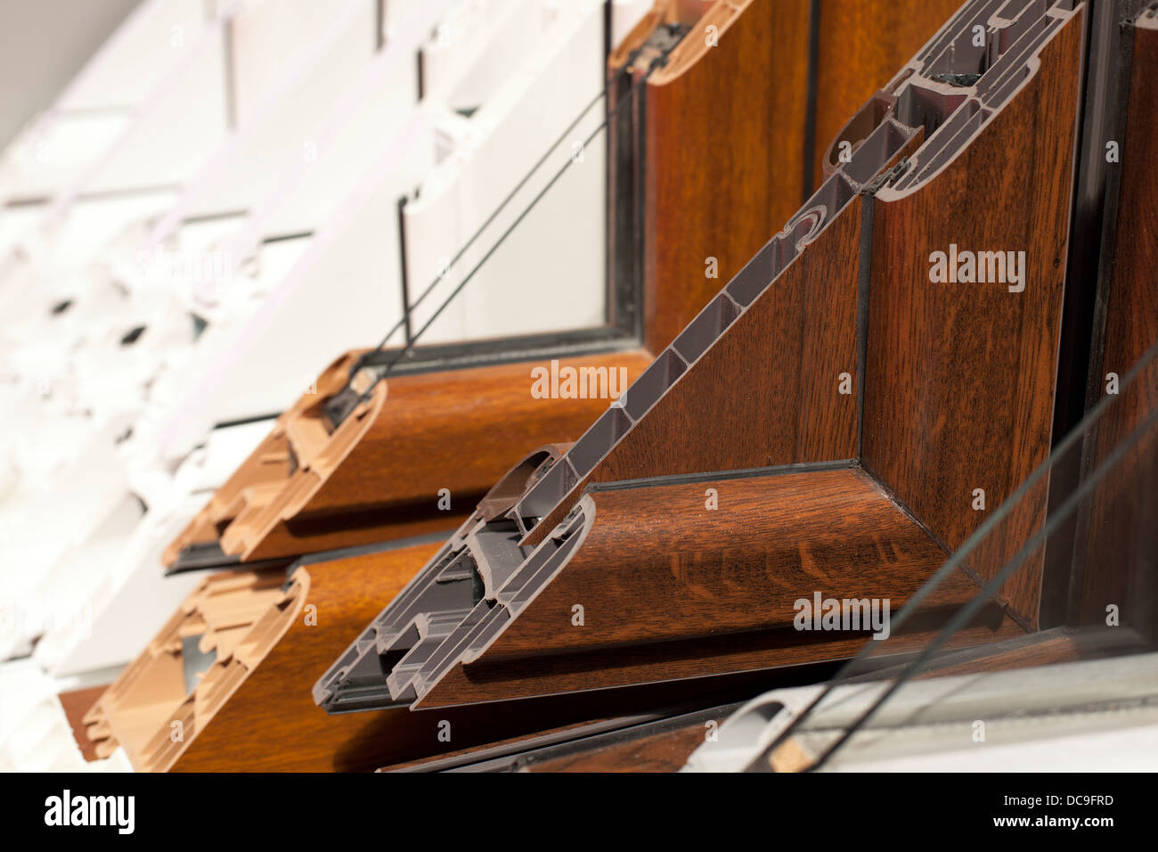 Fenster Pvc Profil Stockfotos und -bilder Kaufen - Alamy