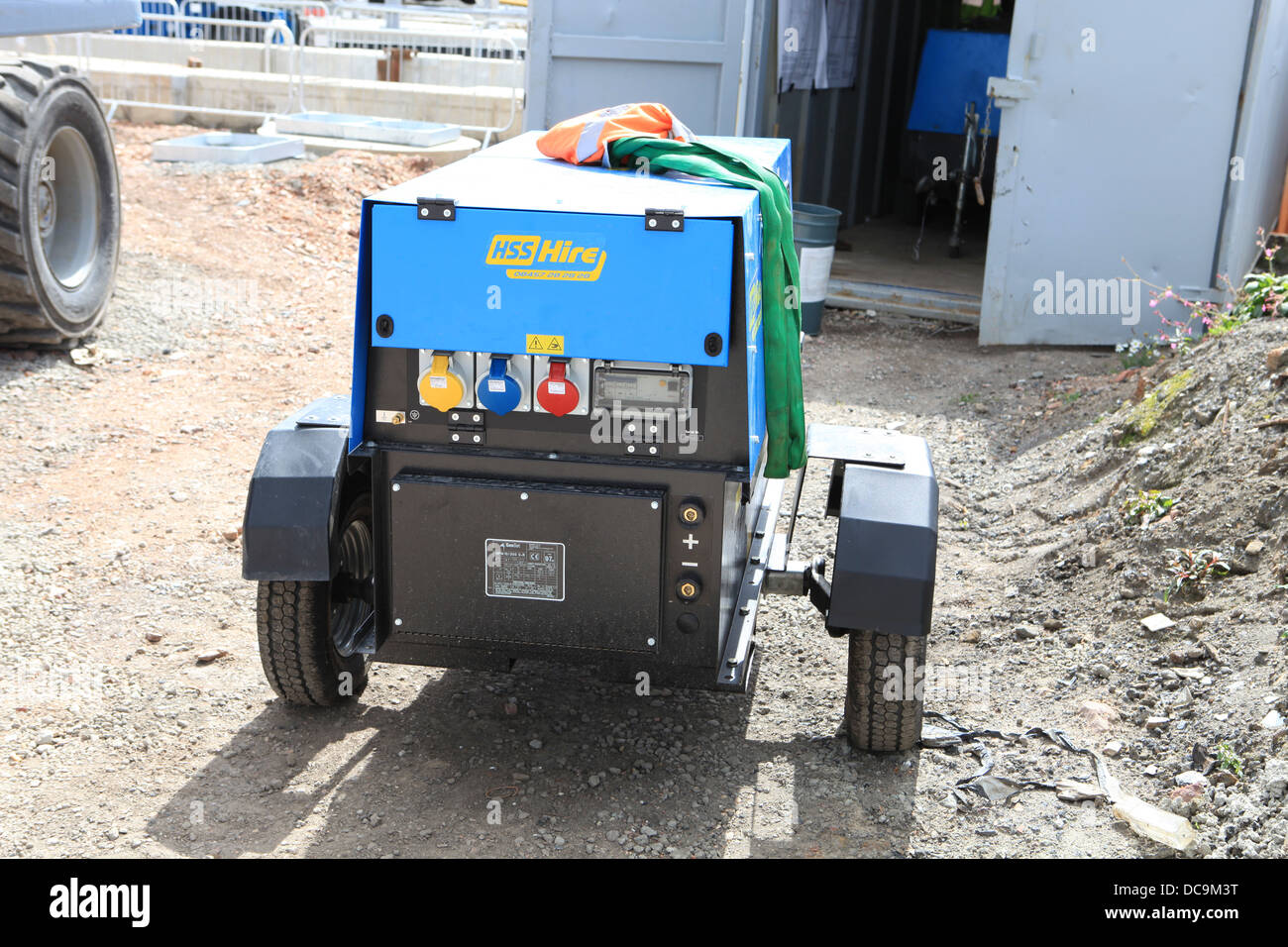 Mobiler elektrischer generator -Fotos und -Bildmaterial in hoher ...