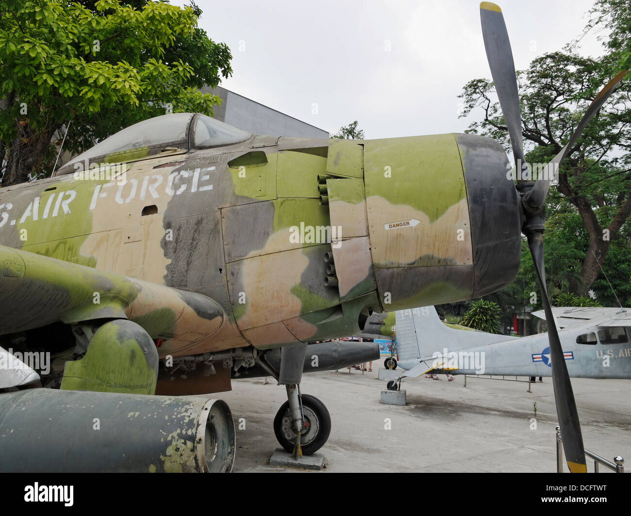 Ein Ex-USAF Douglas a-1 Skyraider auf dem Display an das War Remnants ...