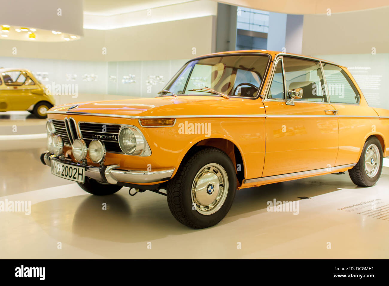Bmw 2002 ti -Fotos und -Bildmaterial in hoher Auflösung – Alamy