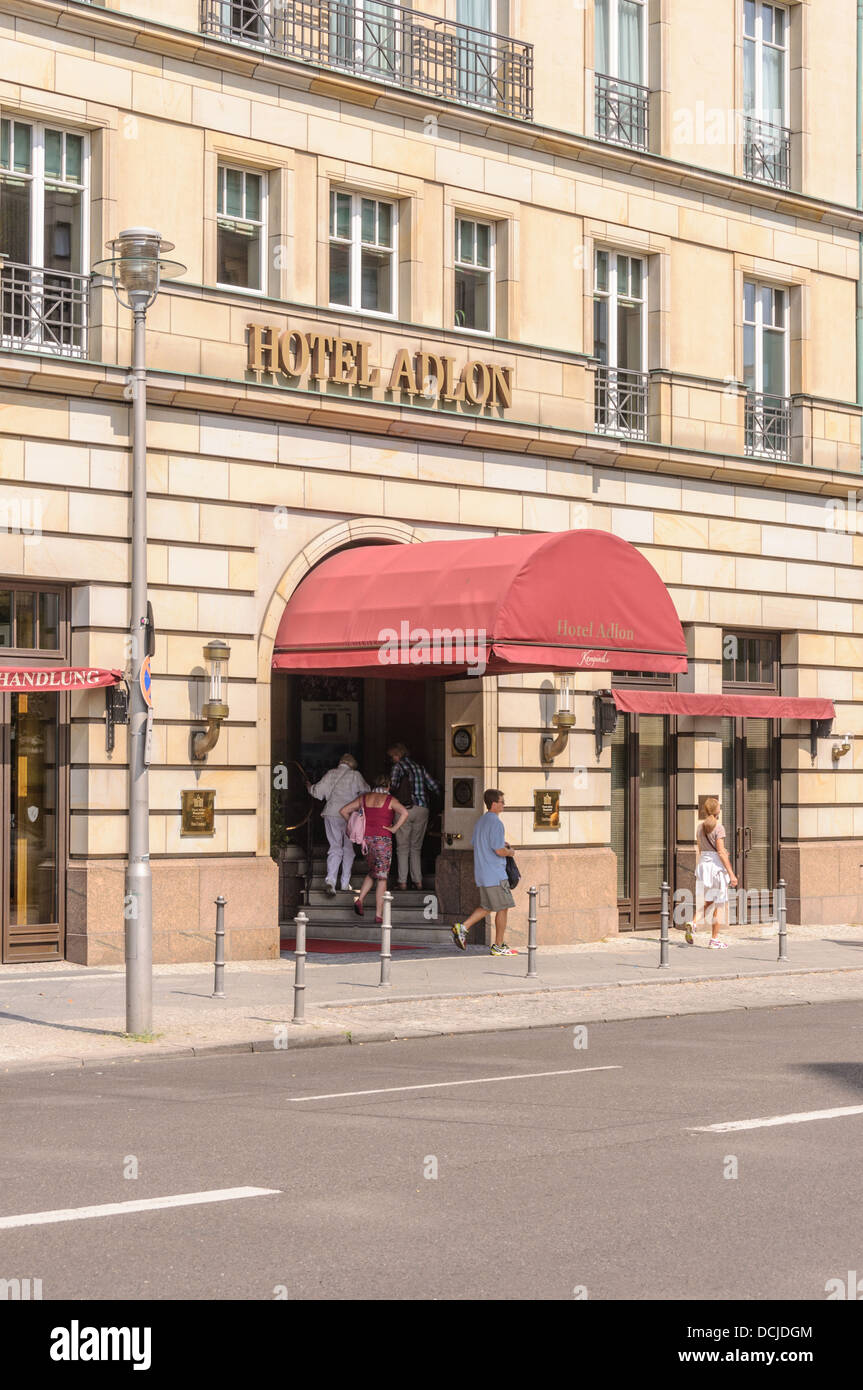 Hotel adlon kempinski berlin -Fotos und -Bildmaterial in hoher ...