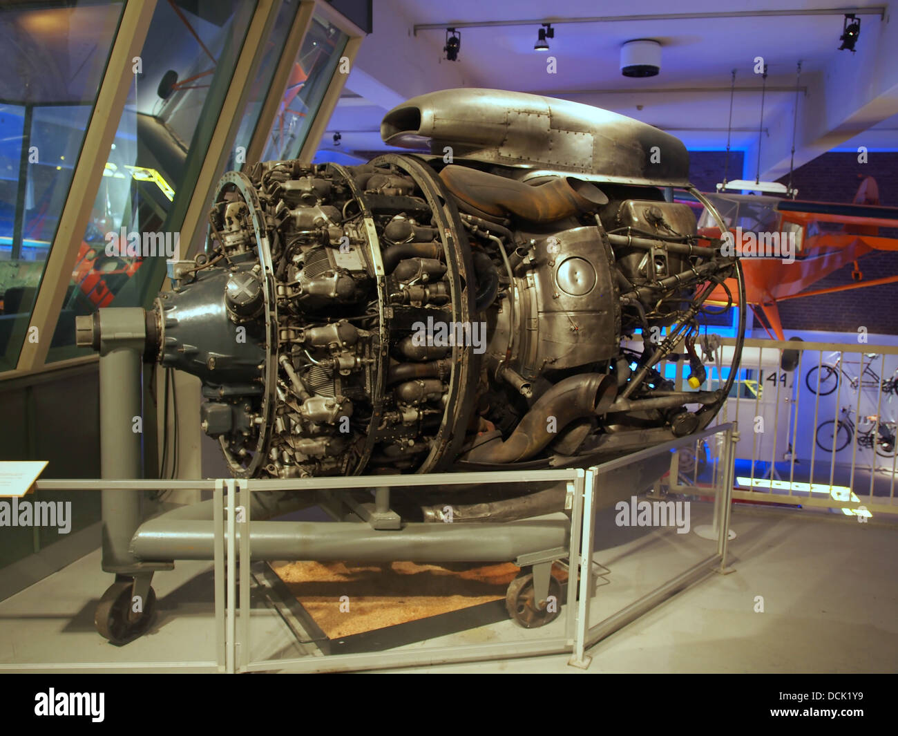 Dc 7b teknikens und sj c3 b6fartens hus -Fotos und -Bildmaterial in ...