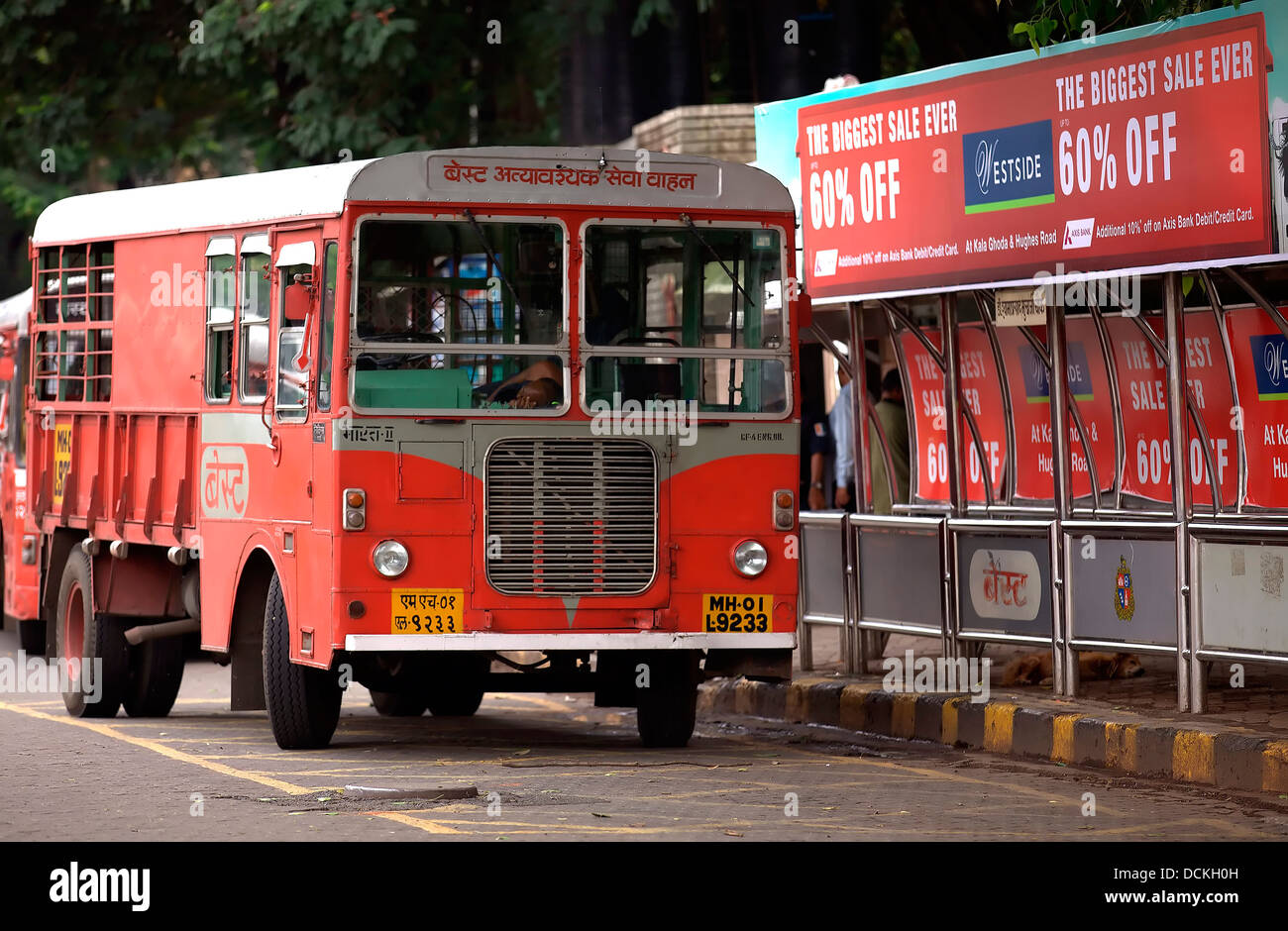 India Bus Stop Stockfotos und -bilder Kaufen - Alamy