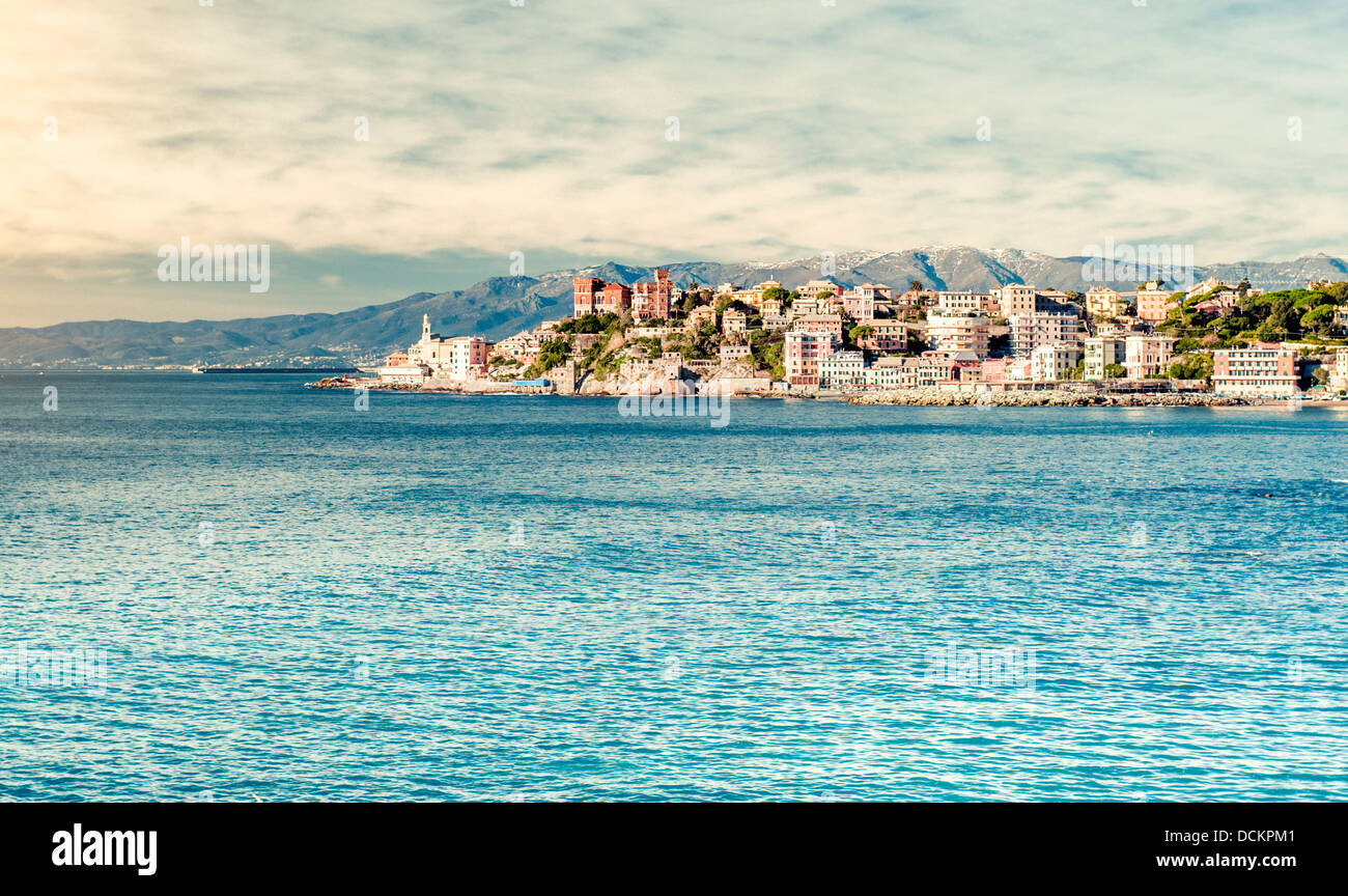 Genua wahrzeichen -Fotos und -Bildmaterial in hoher Auflösung – Alamy