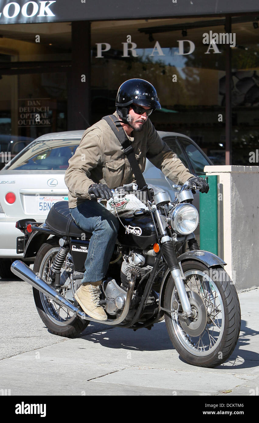 Norton commando 750 -Fotos und -Bildmaterial in hoher Auflösung – Alamy