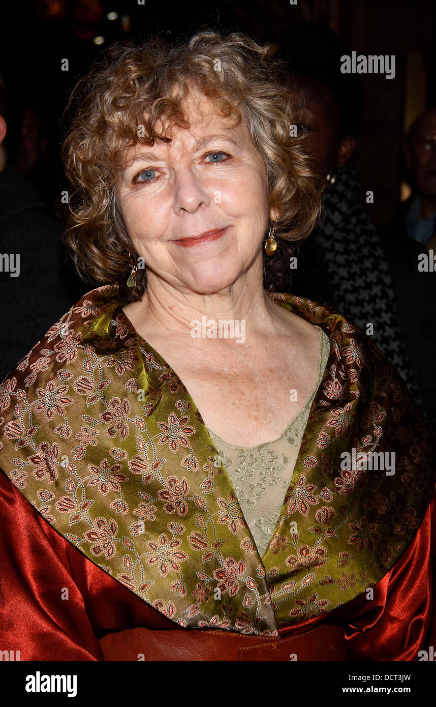 Kathryn grody mandy patinkin opening -Fotos und -Bildmaterial in hoher ...