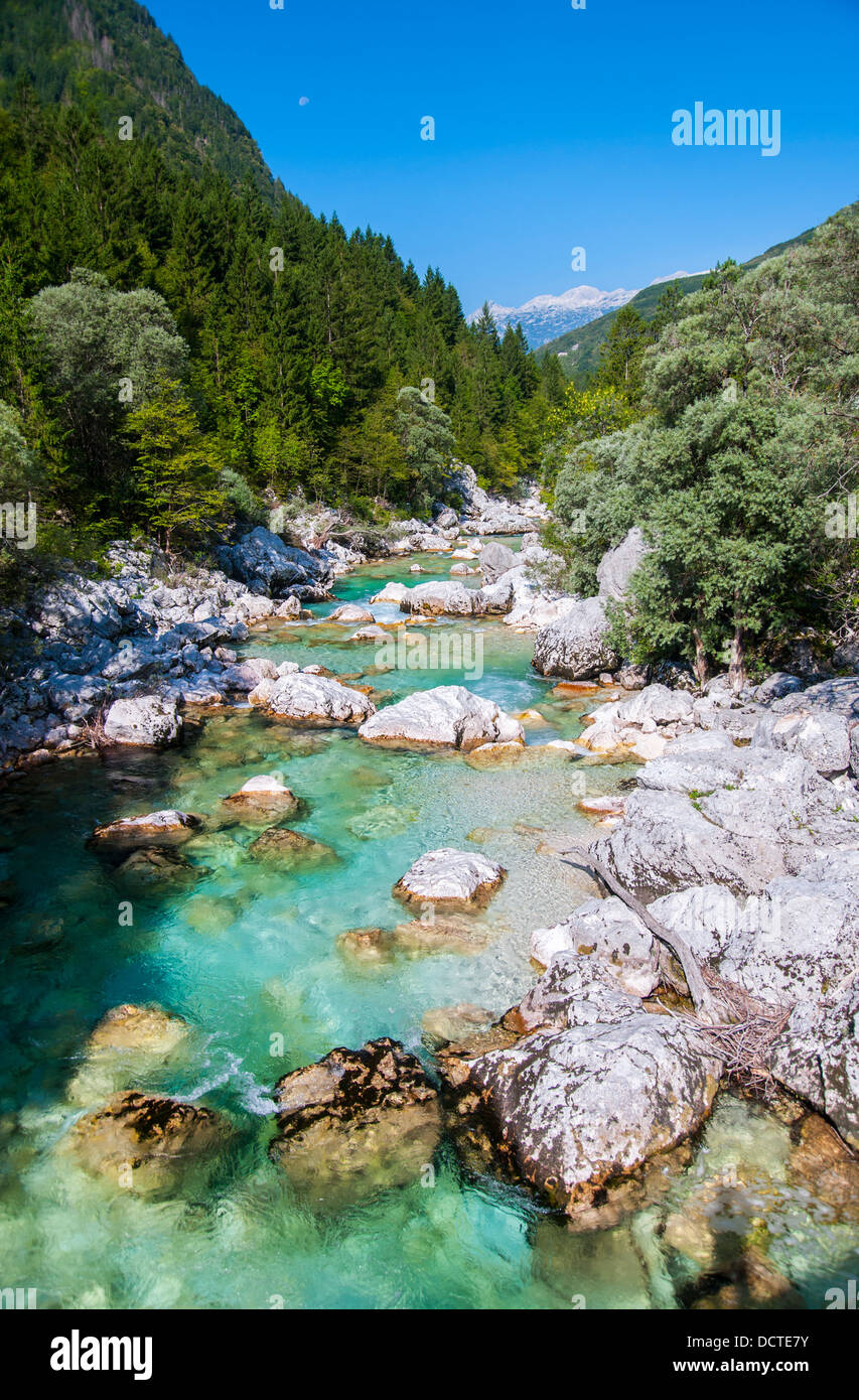 Soca tal bovec isonzo -Fotos und -Bildmaterial in hoher Auflösung – Alamy