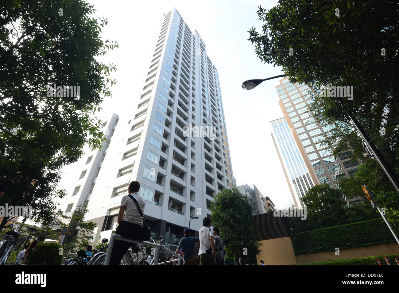 Tokio, Japan. 22. August 2013. Das Shinjuku Herrenhaus aus dem Sängerin ...