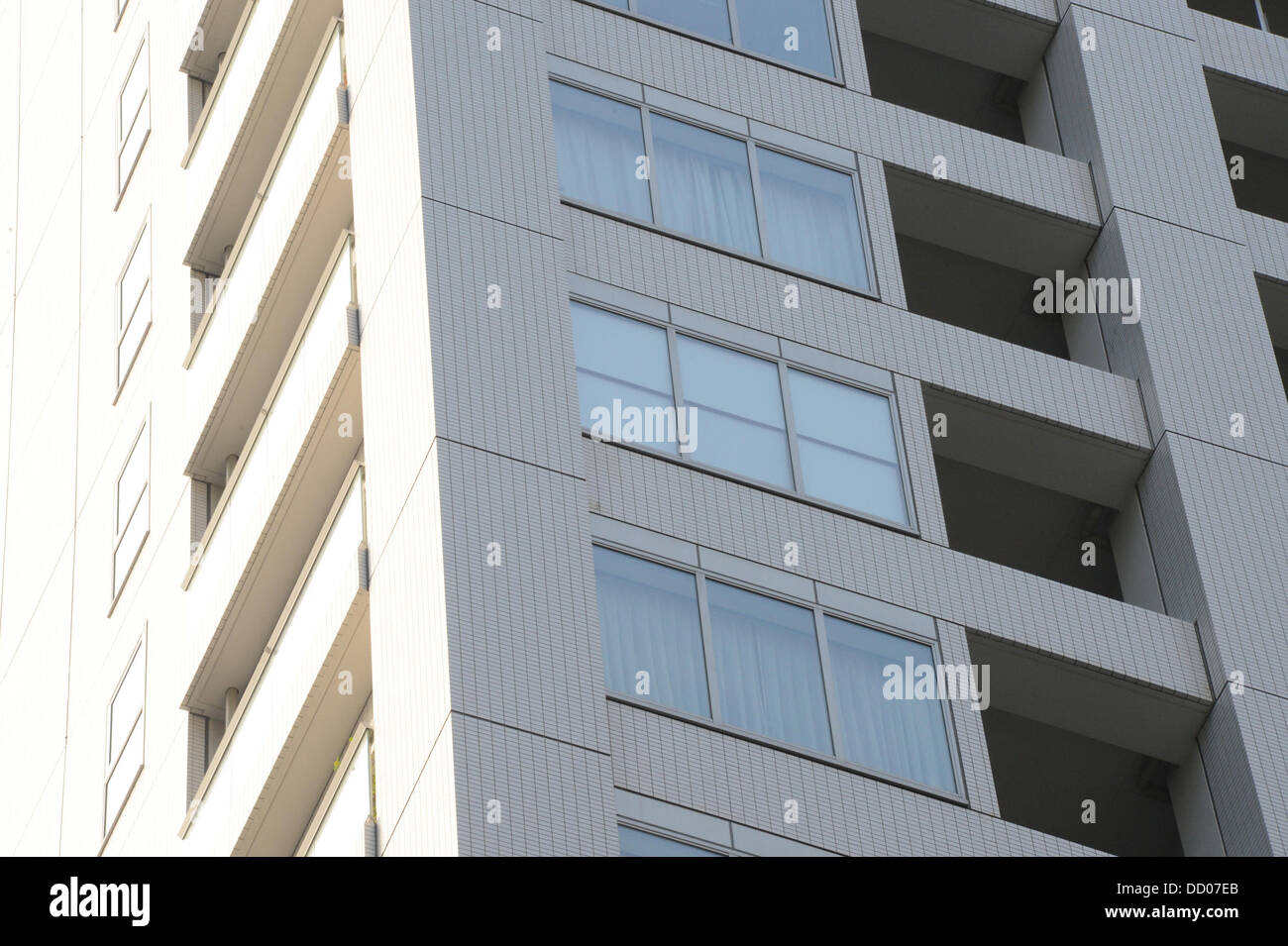 Tokio, Japan. 22. August 2013. Das Shinjuku Herrenhaus aus dem Sängerin ...