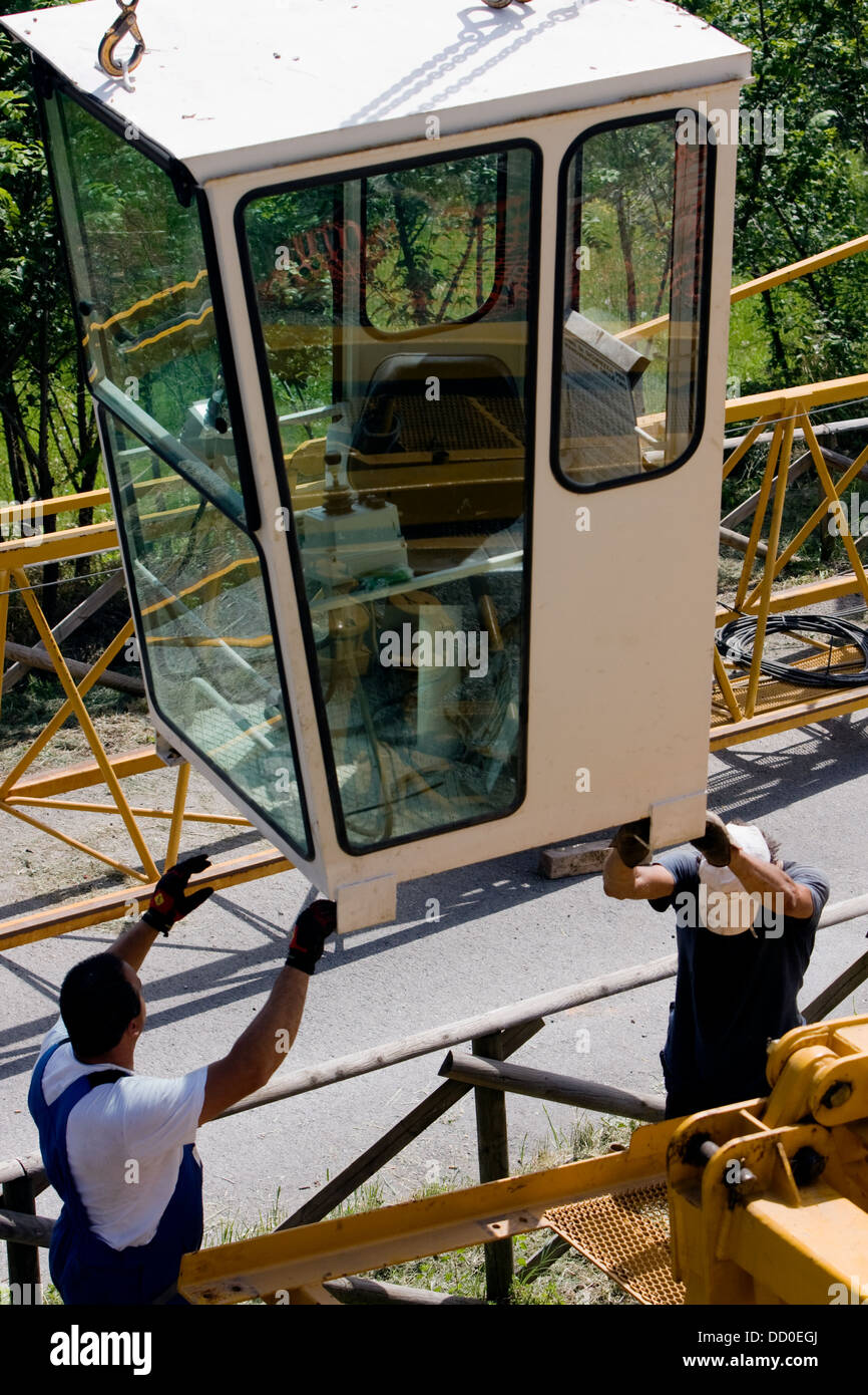Crane cabin -Fotos und -Bildmaterial in hoher Auflösung – Alamy
