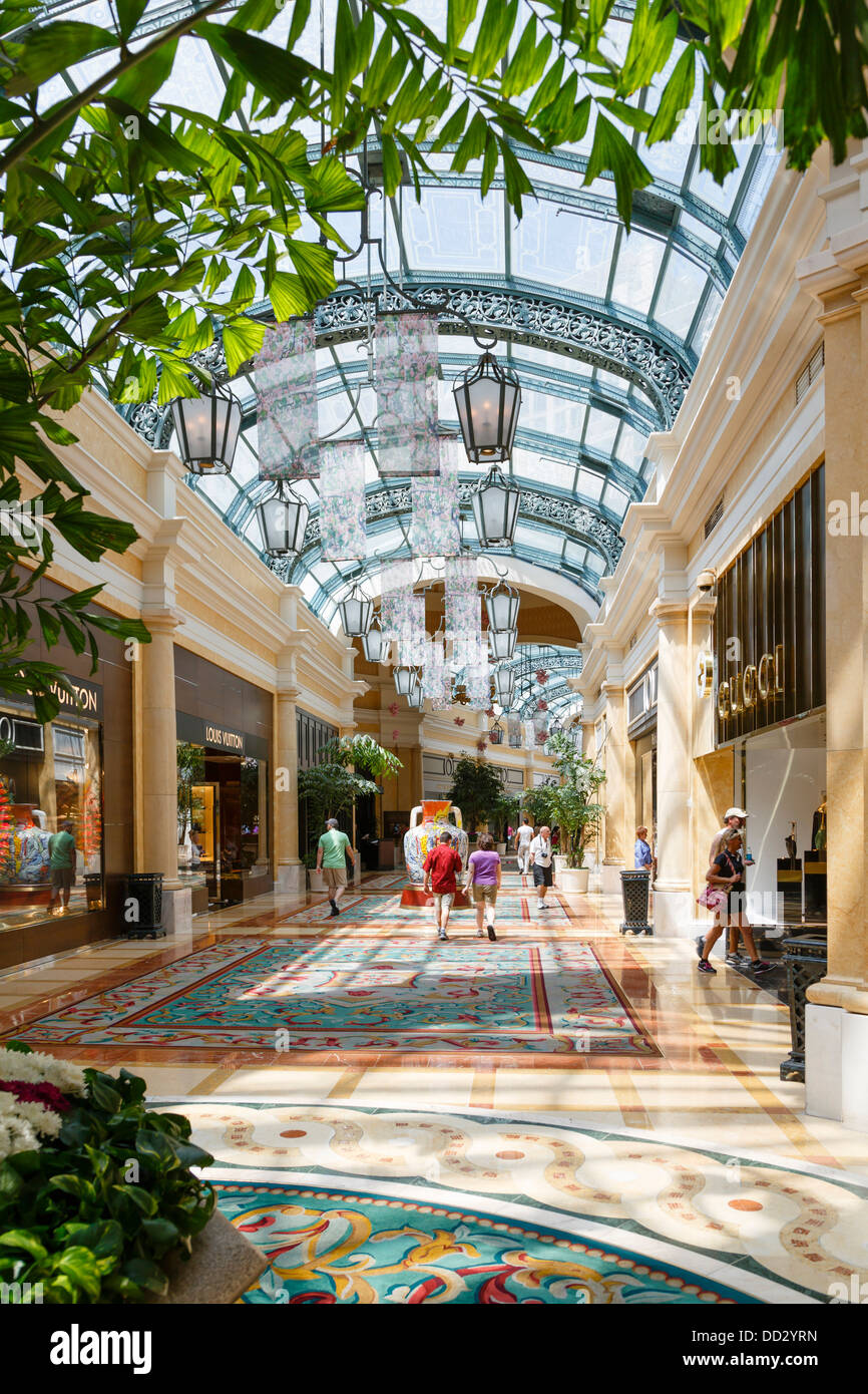 Luxus-Shopping-Mall in Via Bellagio Promenade, Hotel Bellagio, Las ...