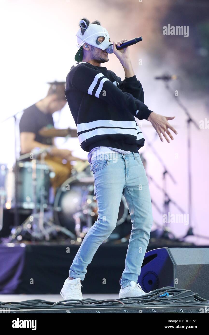 Cro rapper -Fotos und -Bildmaterial in hoher Auflösung – Alamy