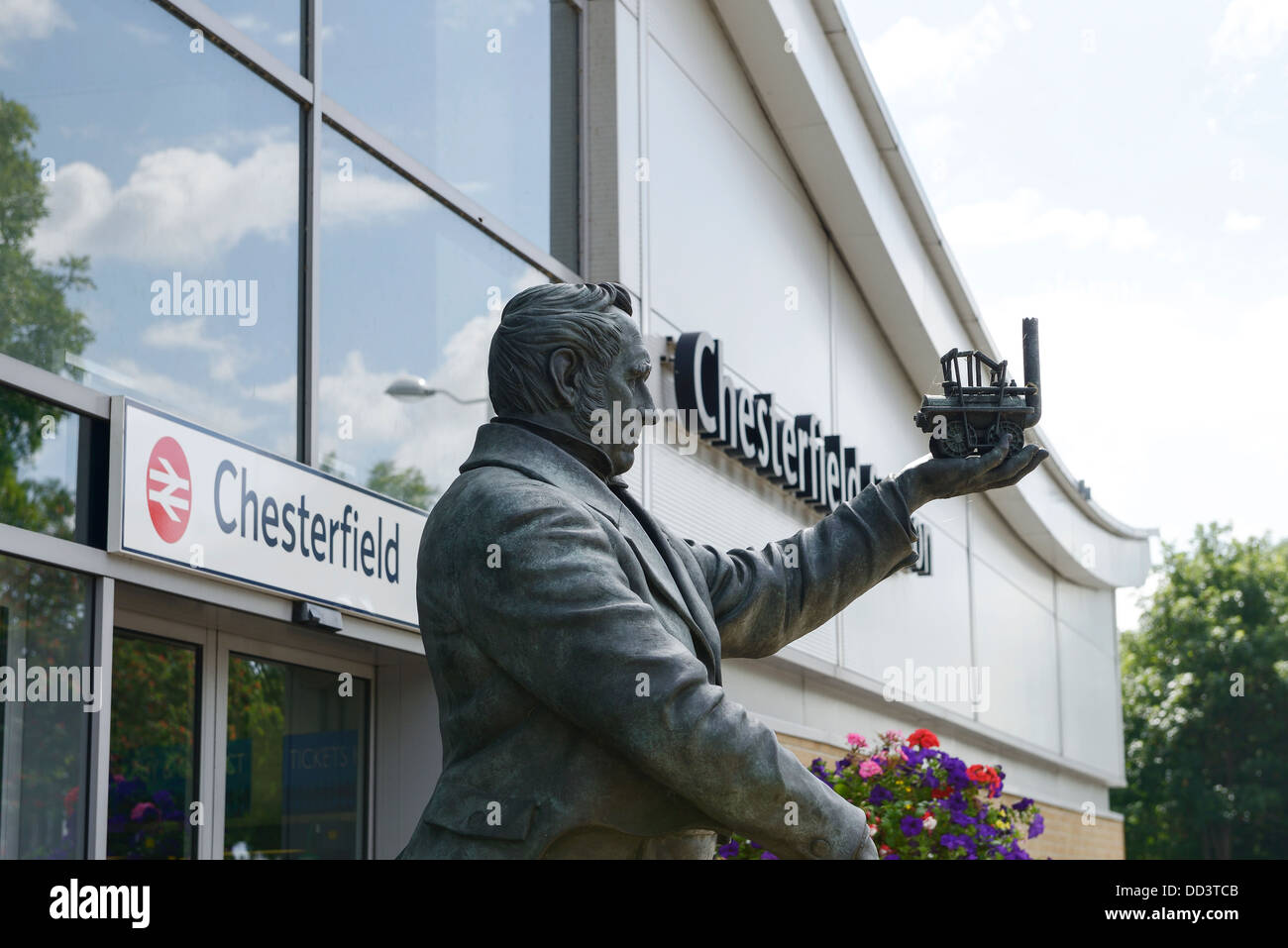 George stephenson statue chesterfield -Fotos und -Bildmaterial in hoher ...