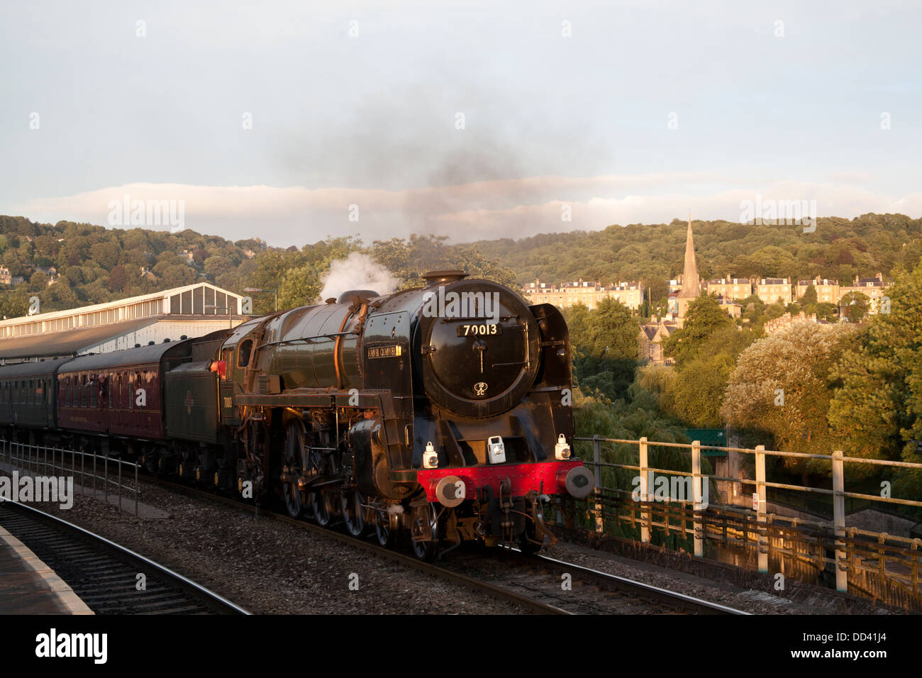 Zug in bad spa bahnhof -Fotos und -Bildmaterial in hoher Auflösung – Alamy