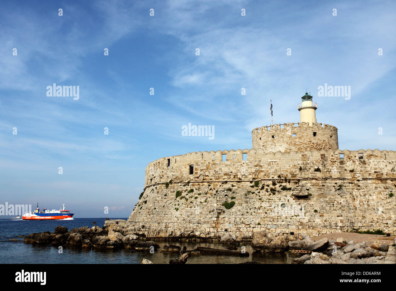 Der Koloss Festung verteidigen Mandraki-Hafen von Rhodos auf einen ...