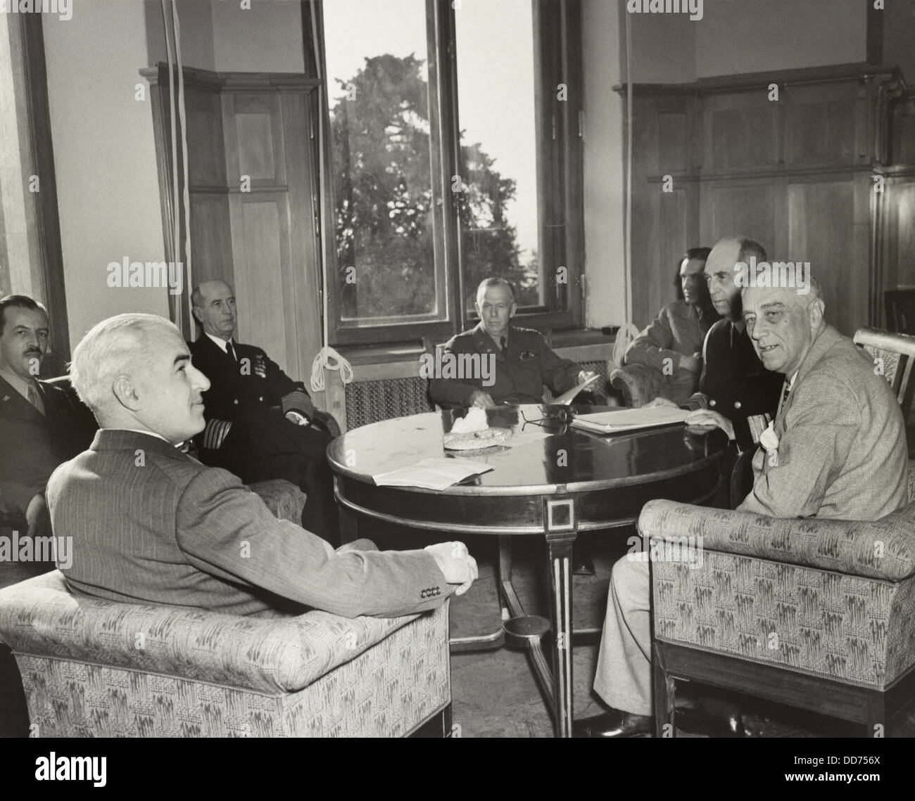 Präsident Franklin d. Roosevelt und Amerikaner auf der Konferenz von ...