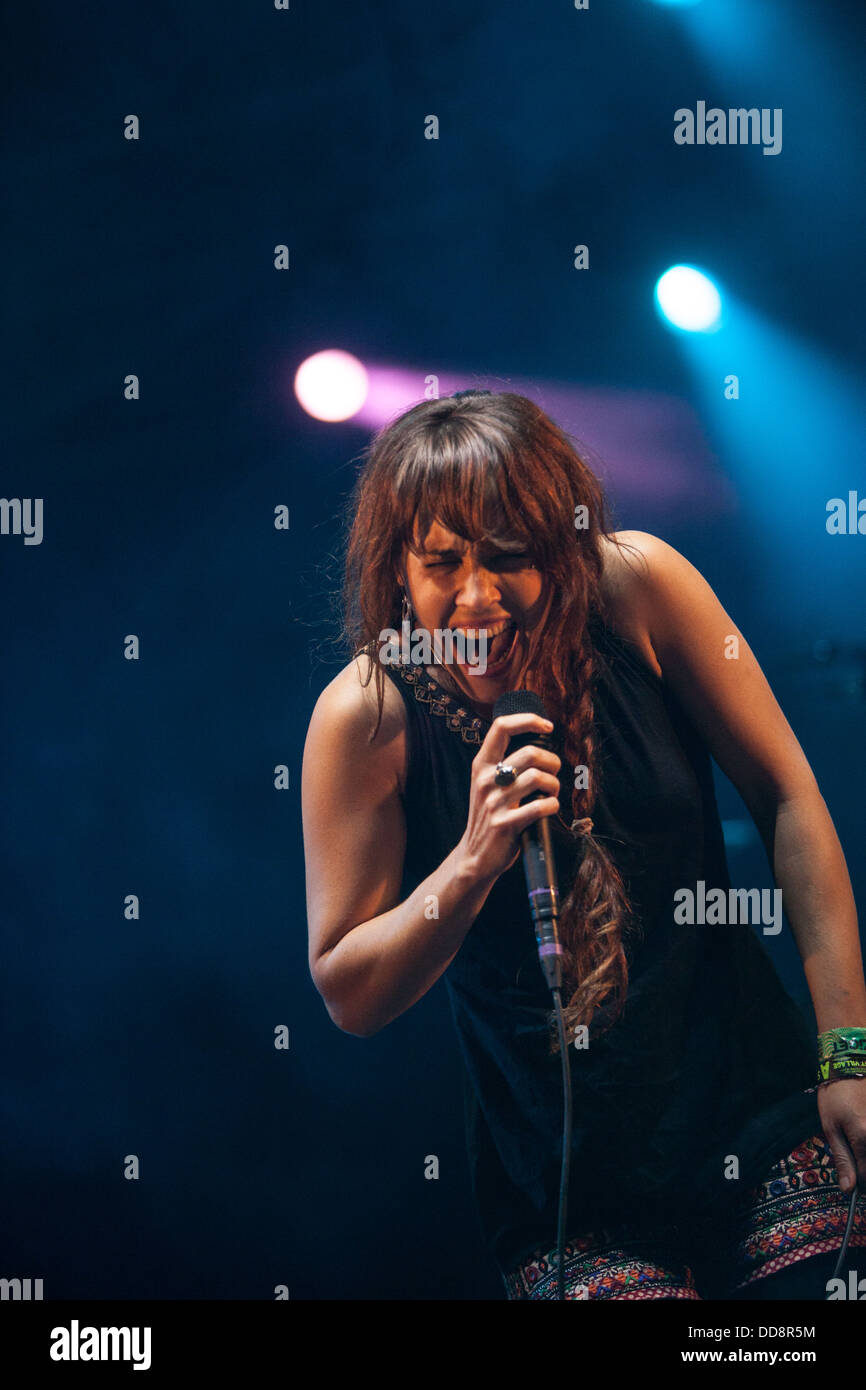 Zaz singer -Fotos und -Bildmaterial in hoher Auflösung – Alamy