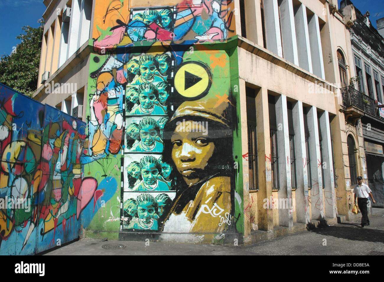 Rio De Janeiro (Brasilien): Graffiti im Stadtteil Lapa Stockfotografie ...
