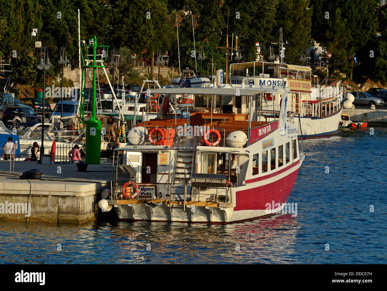 Croatia istria rabac seafront -Fotos und -Bildmaterial in hoher ...