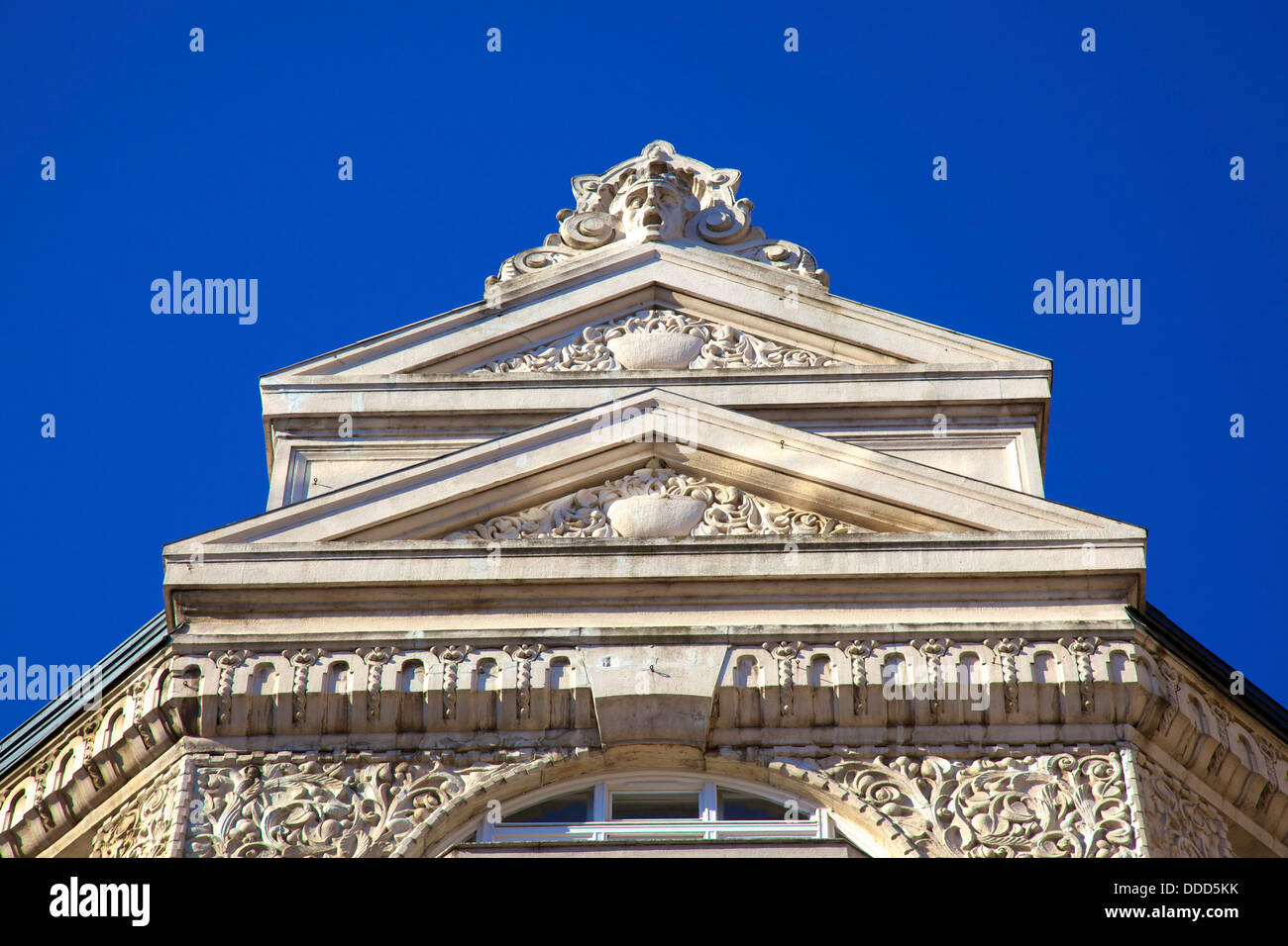 Vaci utca street budapest -Fotos und -Bildmaterial in hoher Auflösung ...