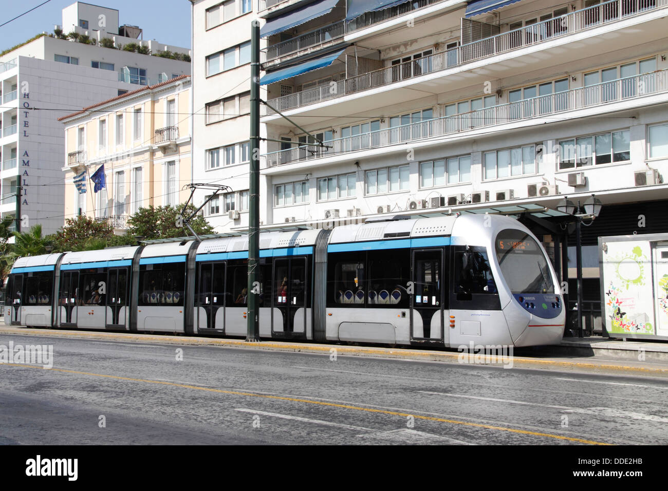 Athens tram -Fotos und -Bildmaterial in hoher Auflösung – Alamy