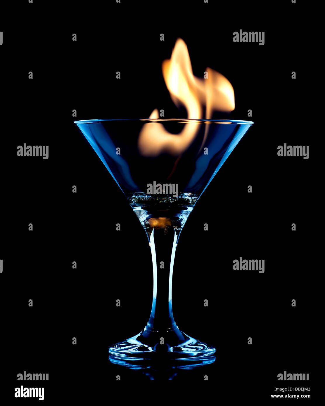 Sambuca fire -Fotos und -Bildmaterial in hoher Auflösung – Alamy