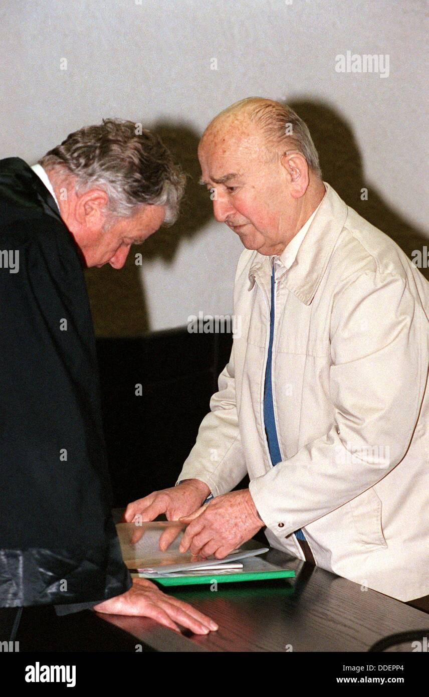 Ss gesetz -Fotos und -Bildmaterial in hoher Auflösung - Seite 2 - Alamy