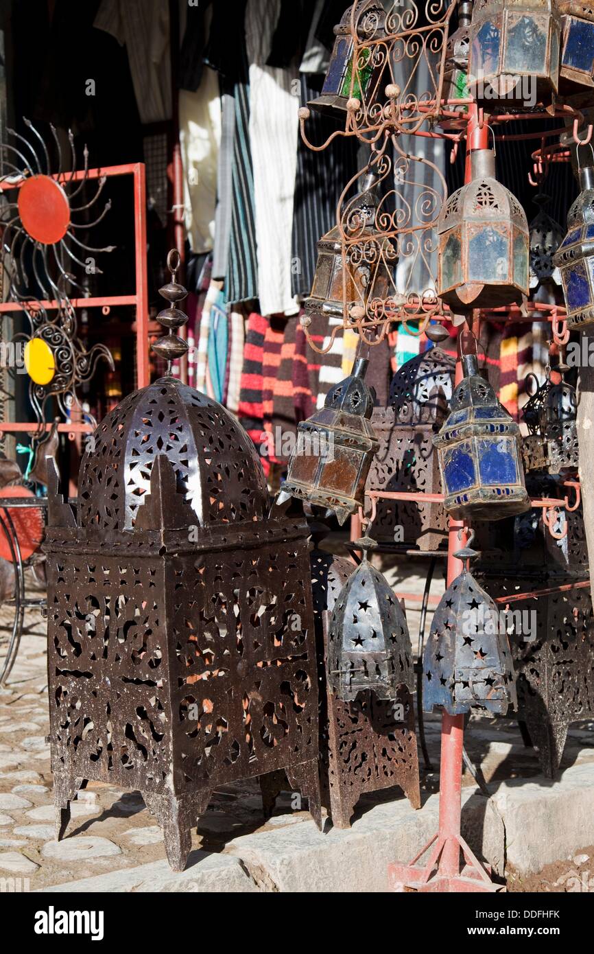 Marokko Rif Gebirge Chefchaouen Souvenirladen ab Plaza Uta el-Hamam mit ...