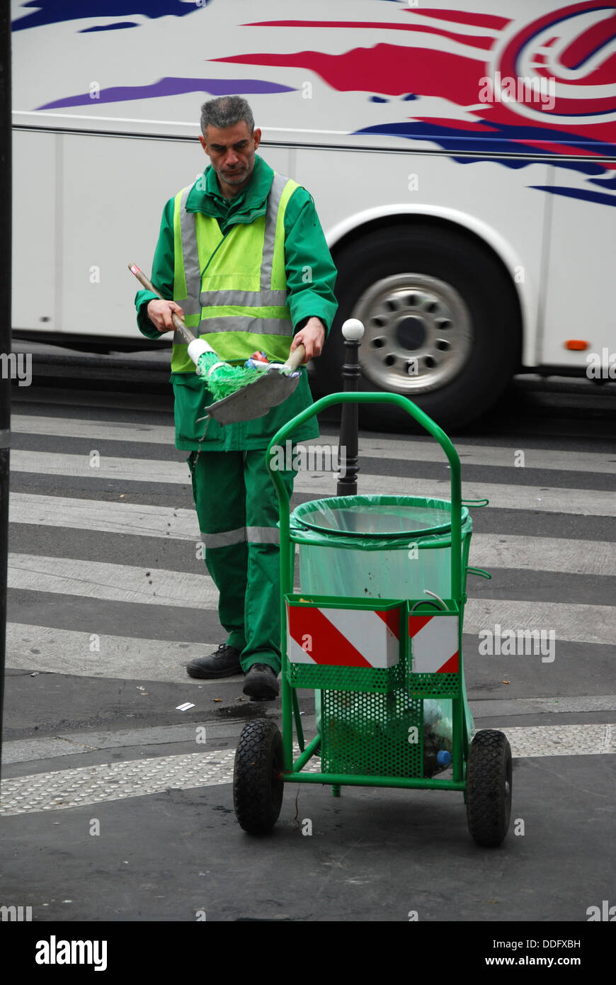Sauber halten sauber halten -Fotos und -Bildmaterial in hoher Auflösung ...