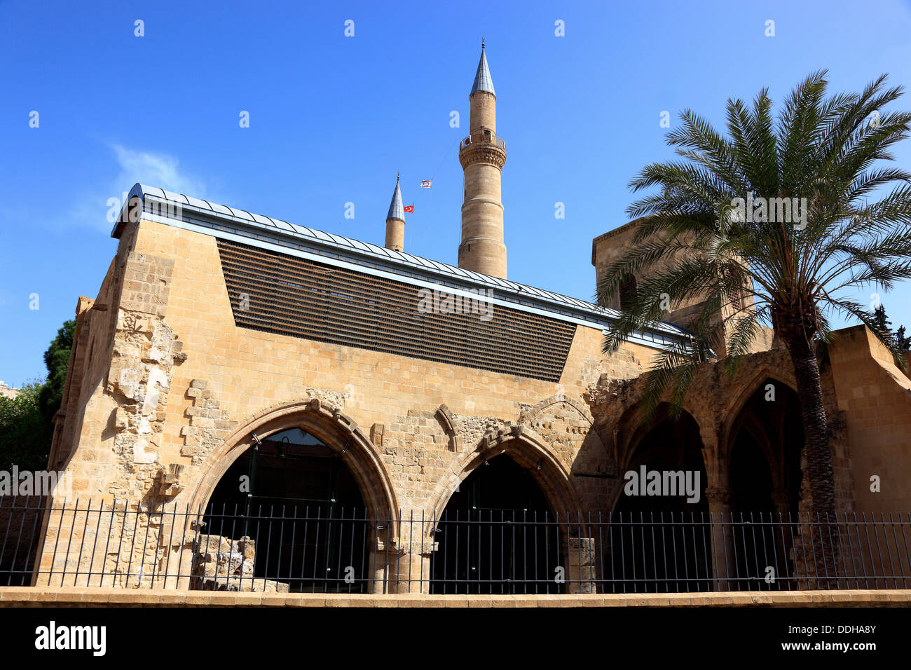 Lefkosa, Lefkosia-Nicosia, Selimiye-Moschee und Agios Nikolaios Kirche ...