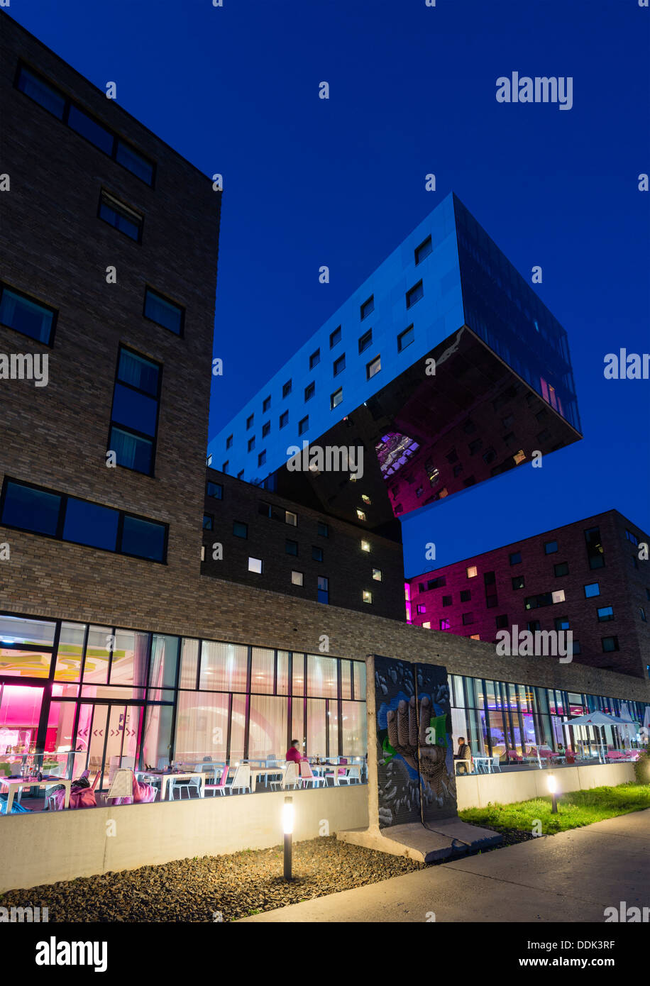 Nhow hotel -Fotos und -Bildmaterial in hoher Auflösung – Alamy