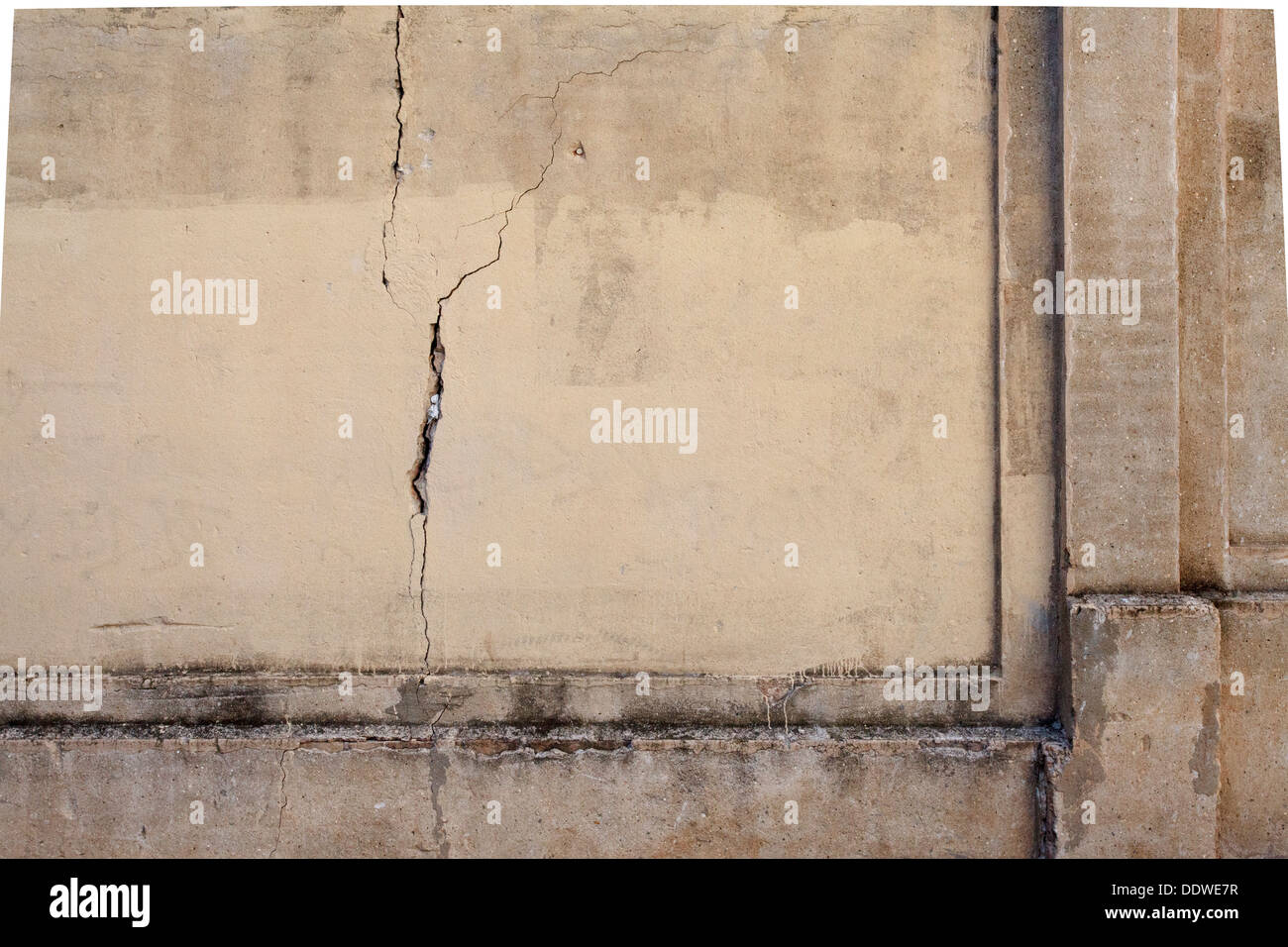 Riss wand -Fotos und -Bildmaterial in hoher Auflösung – Alamy