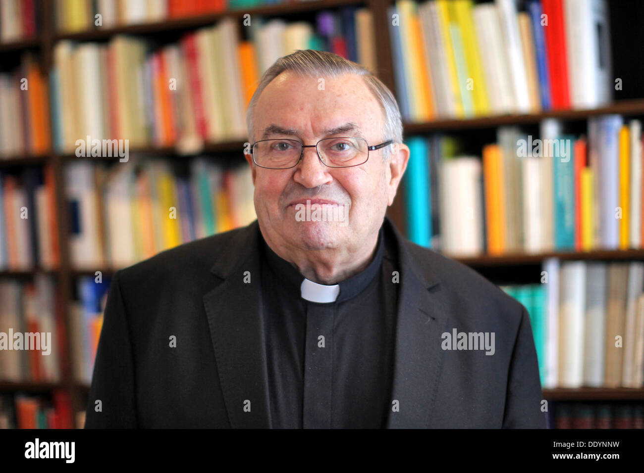 Cardinal karl lehmann -Fotos und -Bildmaterial in hoher Auflösung – Alamy