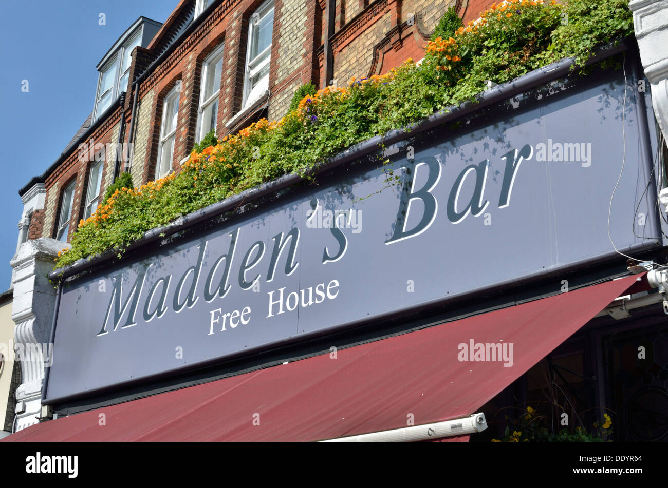 Britische pubs -Fotos und -Bildmaterial in hoher Auflösung – Alamy