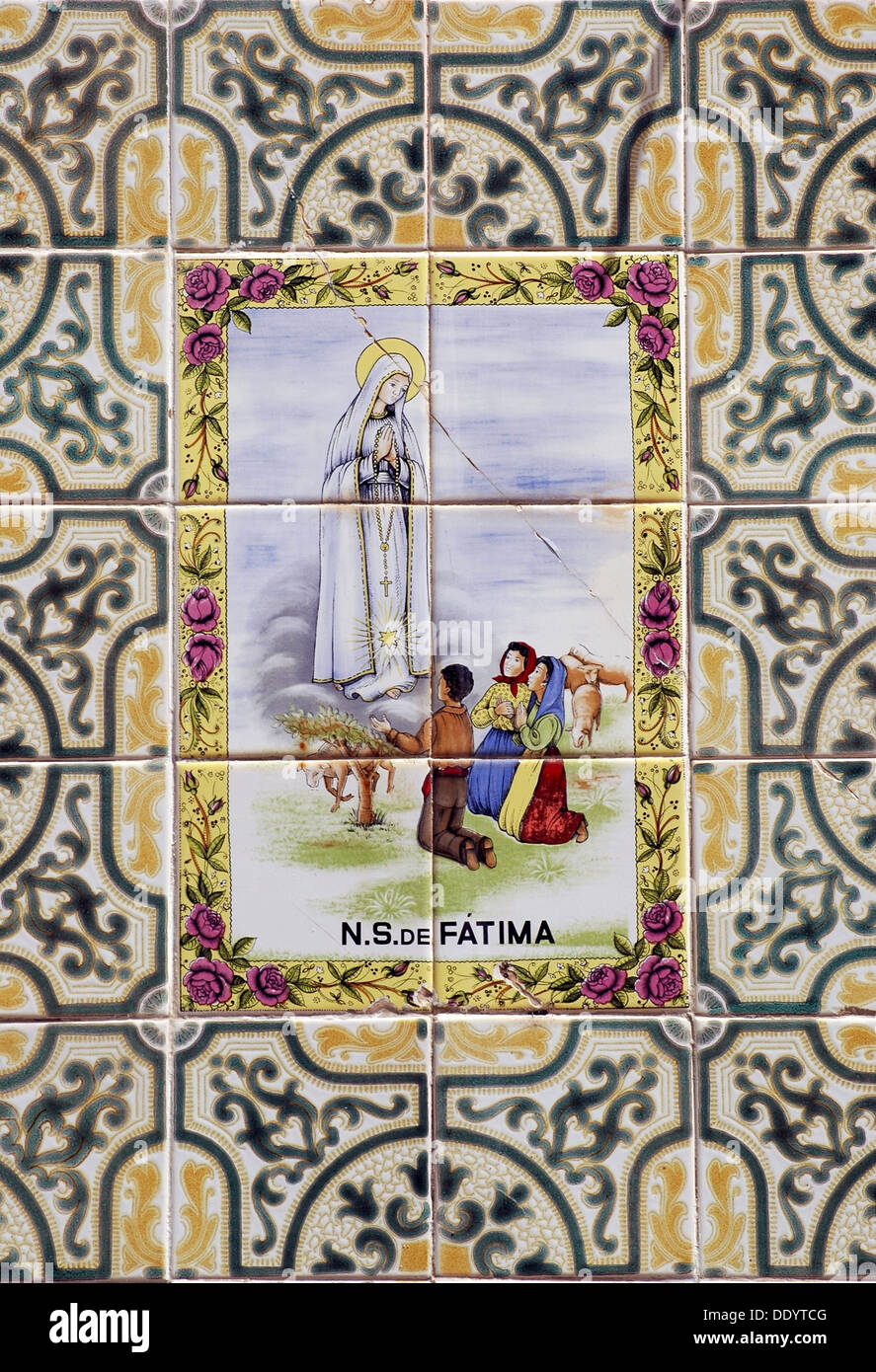 Heilige maria im rosenkranz -Fotos und -Bildmaterial in hoher Auflösung ...