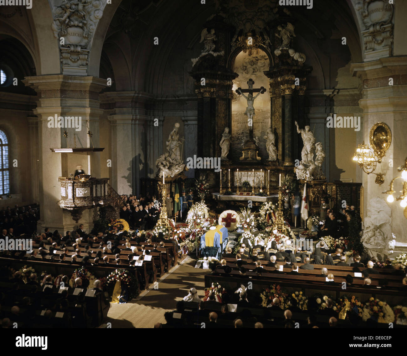 Count christian bernadotte -Fotos und -Bildmaterial in hoher Auflösung ...