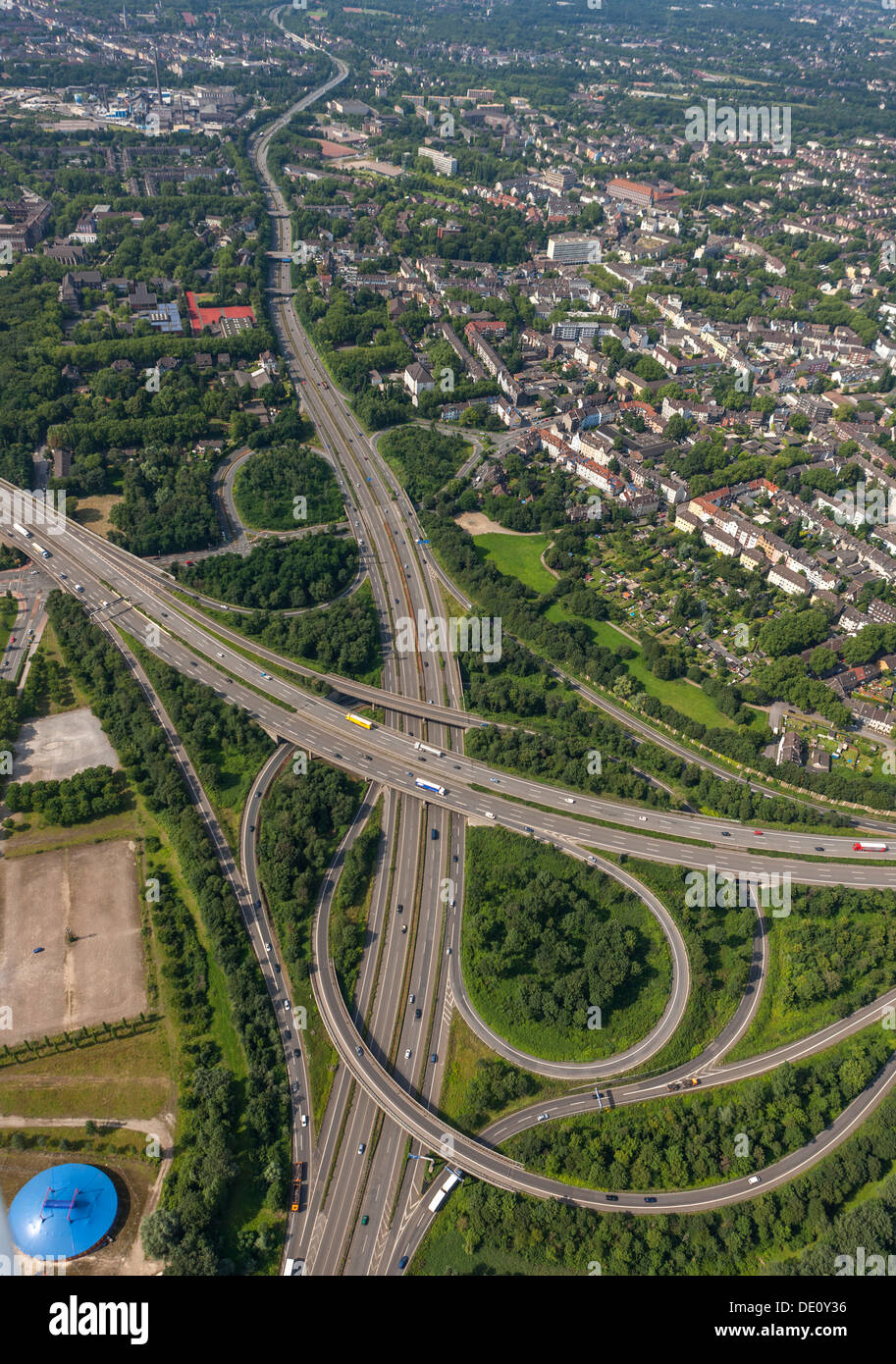 Autobahn a42 und autobahn a59 -Fotos und -Bildmaterial in hoher ...