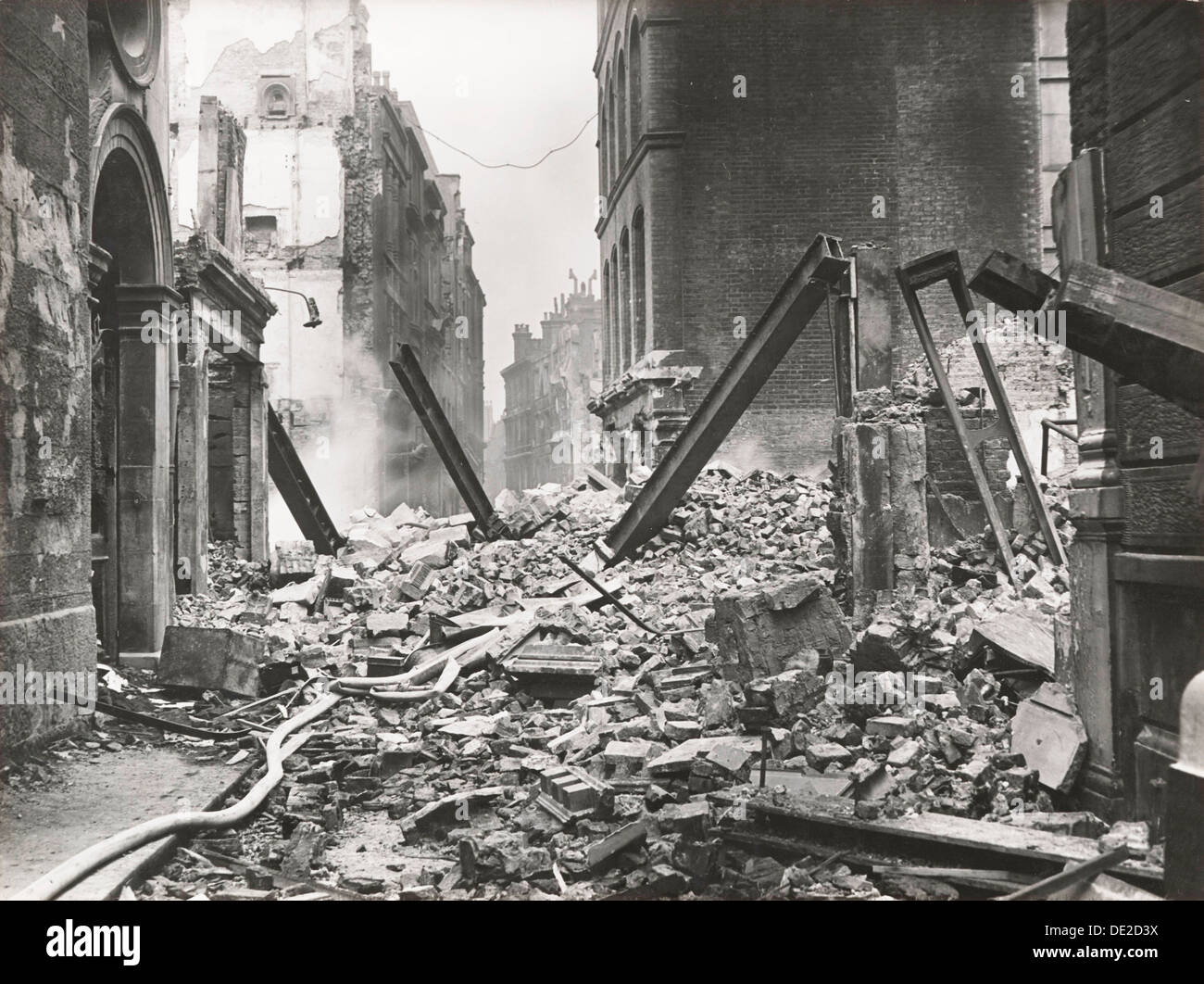 Destroyed World War Ii Stockfotos & Destroyed World War Ii Bilder - Alamy