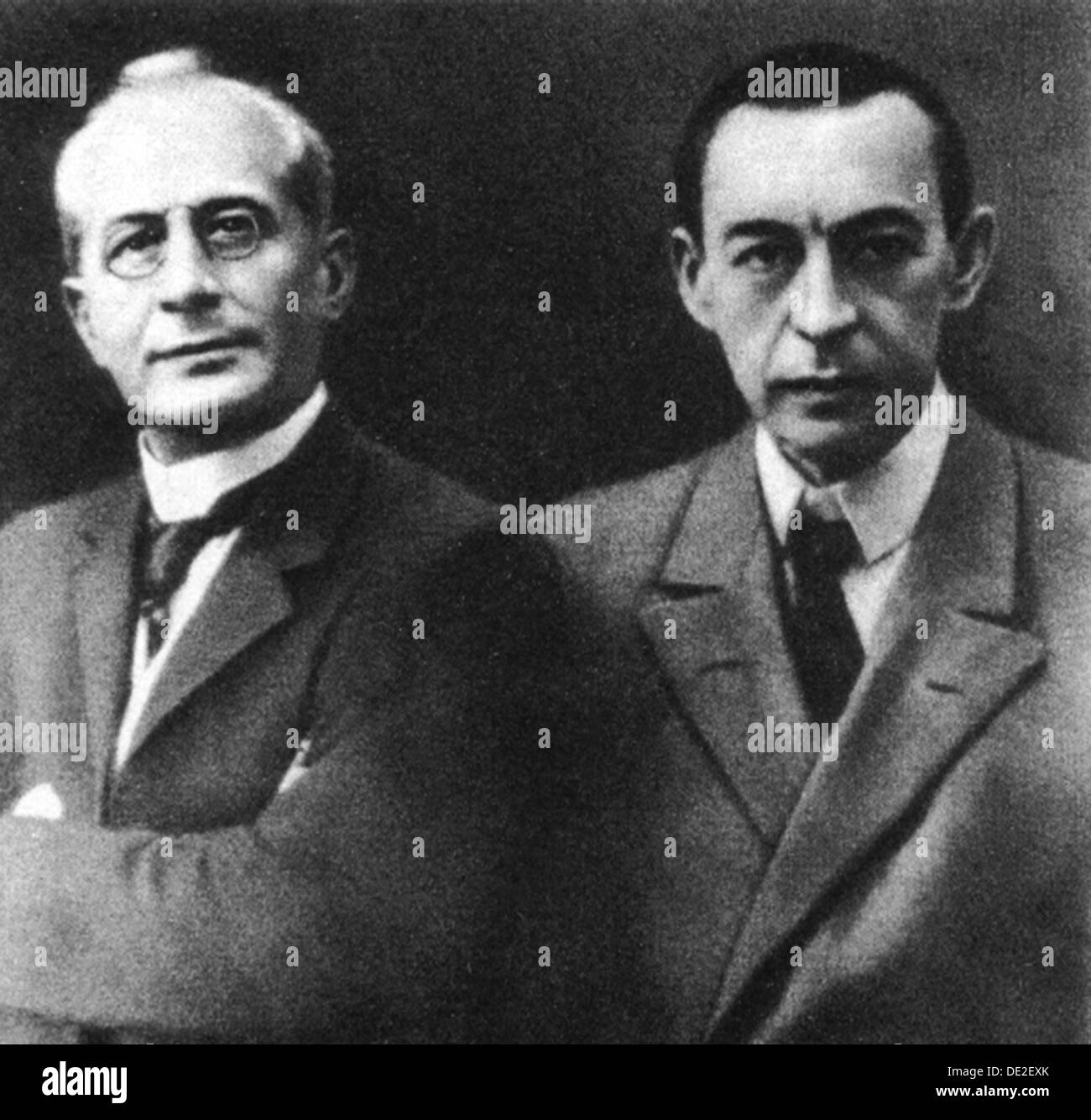 Russischer Dirigent Alexander Siloti und Komponist Sergei Rachmaninov ...