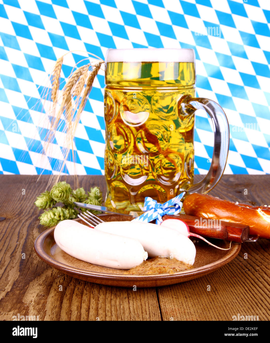 Bier und wurst -Fotos und -Bildmaterial in hoher Auflösung – Alamy