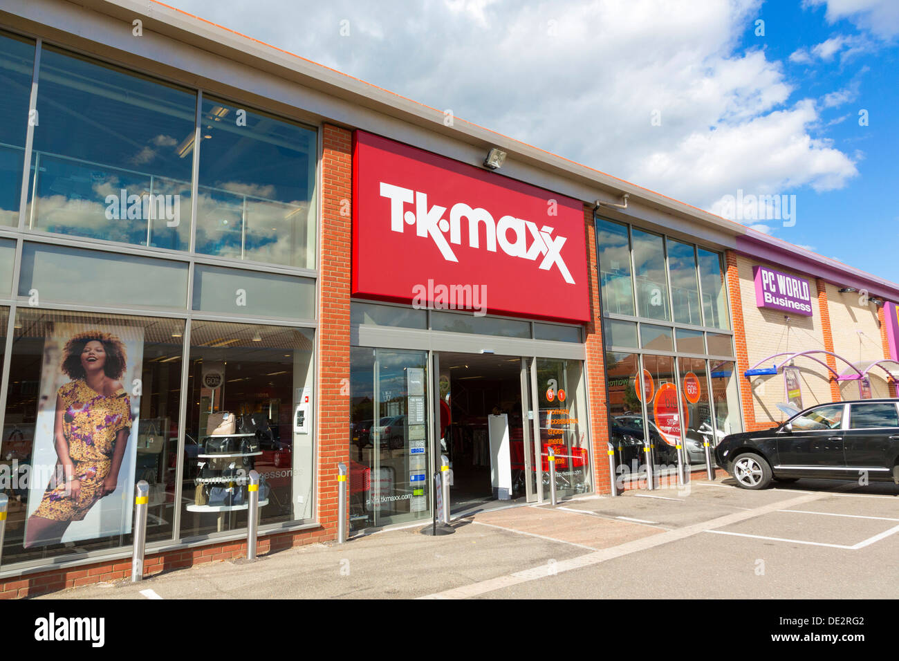 Tkmaxx logo -Fotos und -Bildmaterial in hoher Auflösung – Alamy