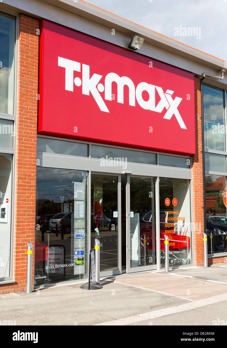 Tkmaxx logo -Fotos und -Bildmaterial in hoher Auflösung – Alamy