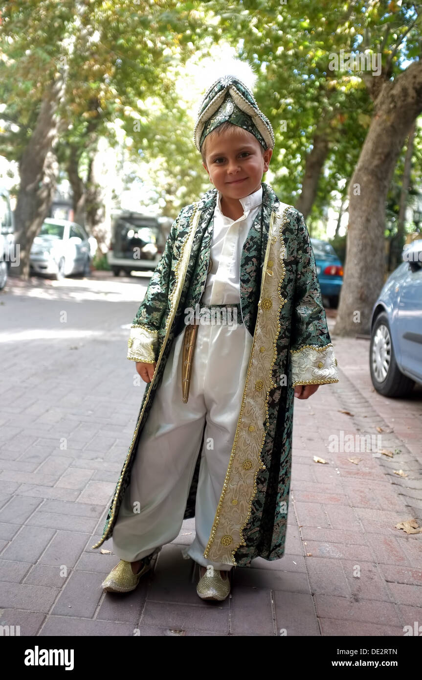 Male circumcision -Fotos und -Bildmaterial in hoher Auflösung – Alamy