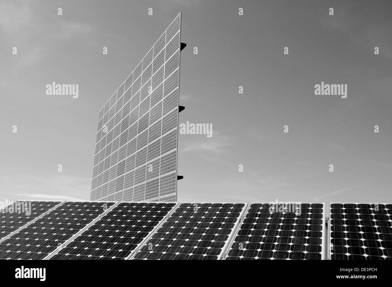 Photovoltaik freianlage deutschland -Fotos und -Bildmaterial in hoher Auflösung – Alamy