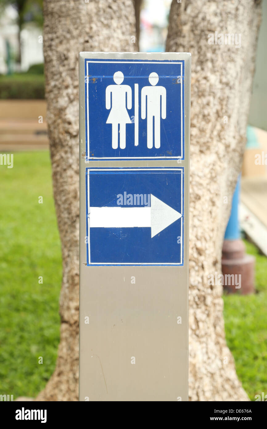 Park restroom -Fotos und -Bildmaterial in hoher Auflösung – Alamy