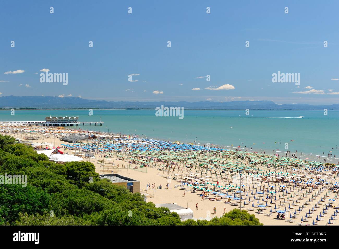 Lignano Sabbiadoro, Lignano Pineta panorama Stockfotografie - Alamy