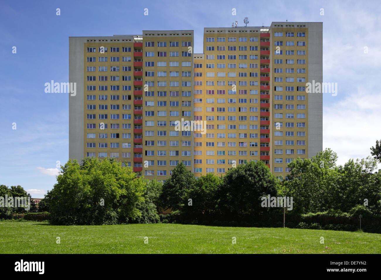 Landsberger allee lichtenberg -Fotos und -Bildmaterial in hoher ...