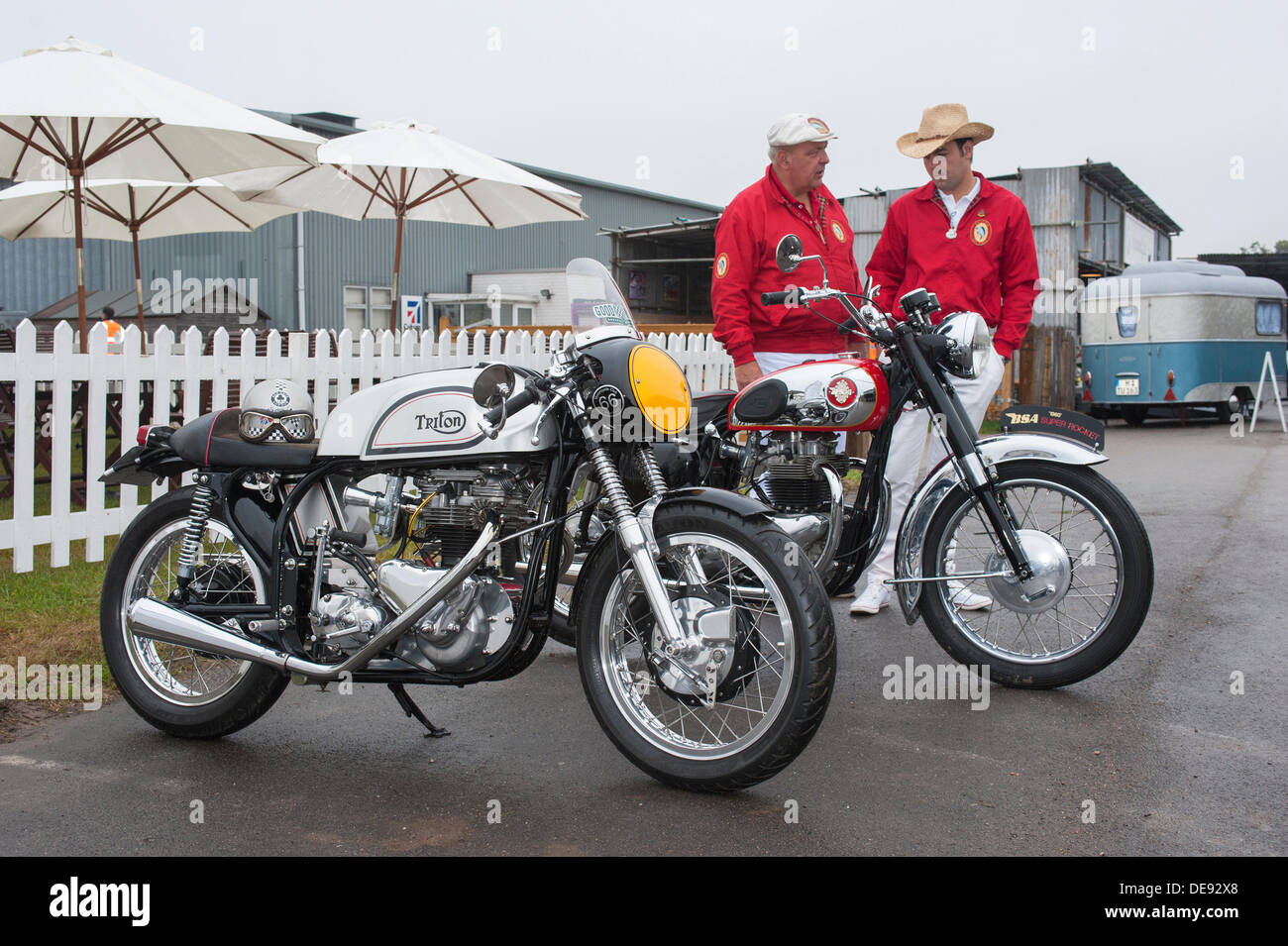 Triton Motorrad Stockfotos und -bilder Kaufen - Alamy