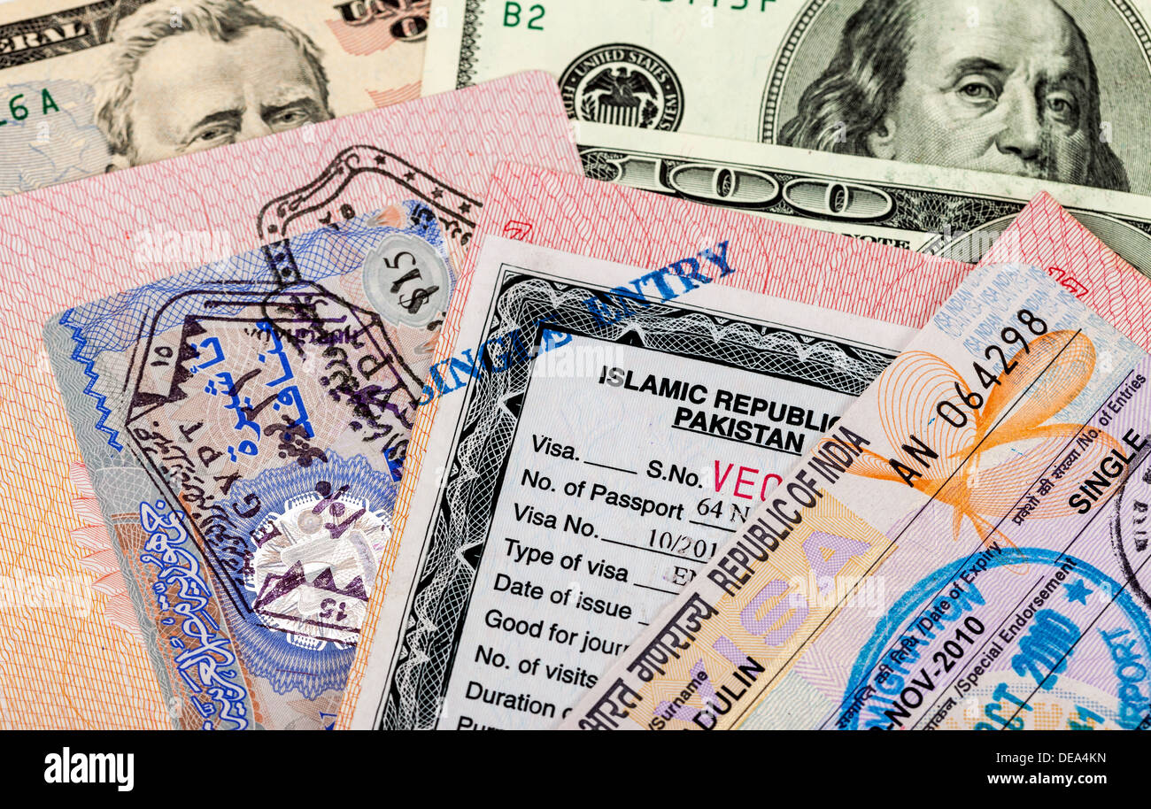 Passport visa stamp in egypt -Fotos und -Bildmaterial in hoher ...